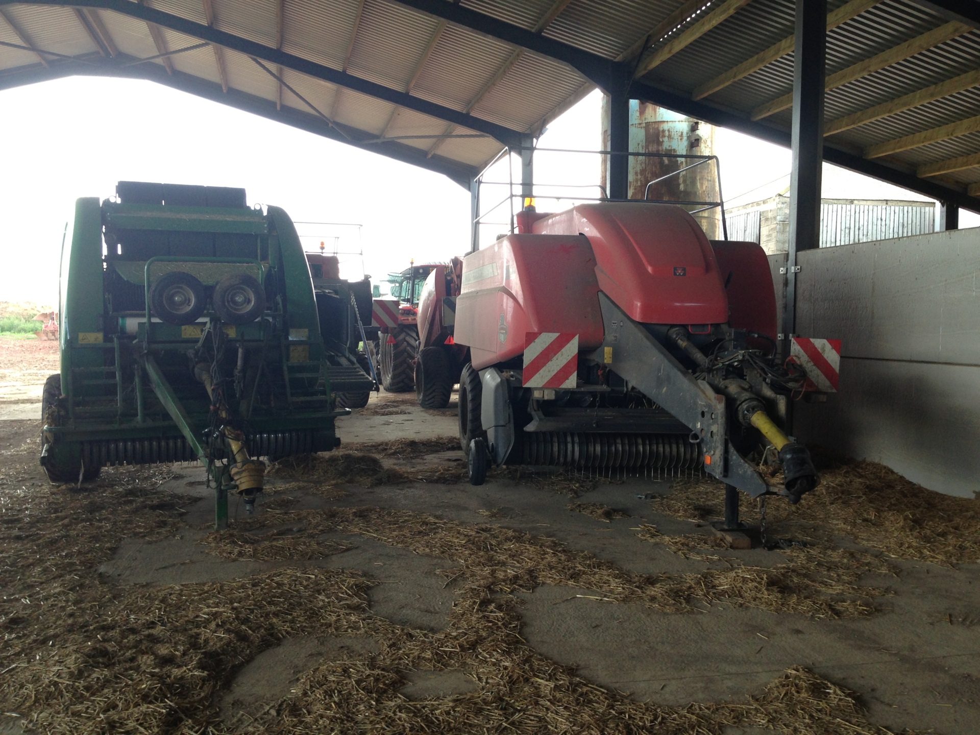 Balers Chasers & Bales | The Farming Forum