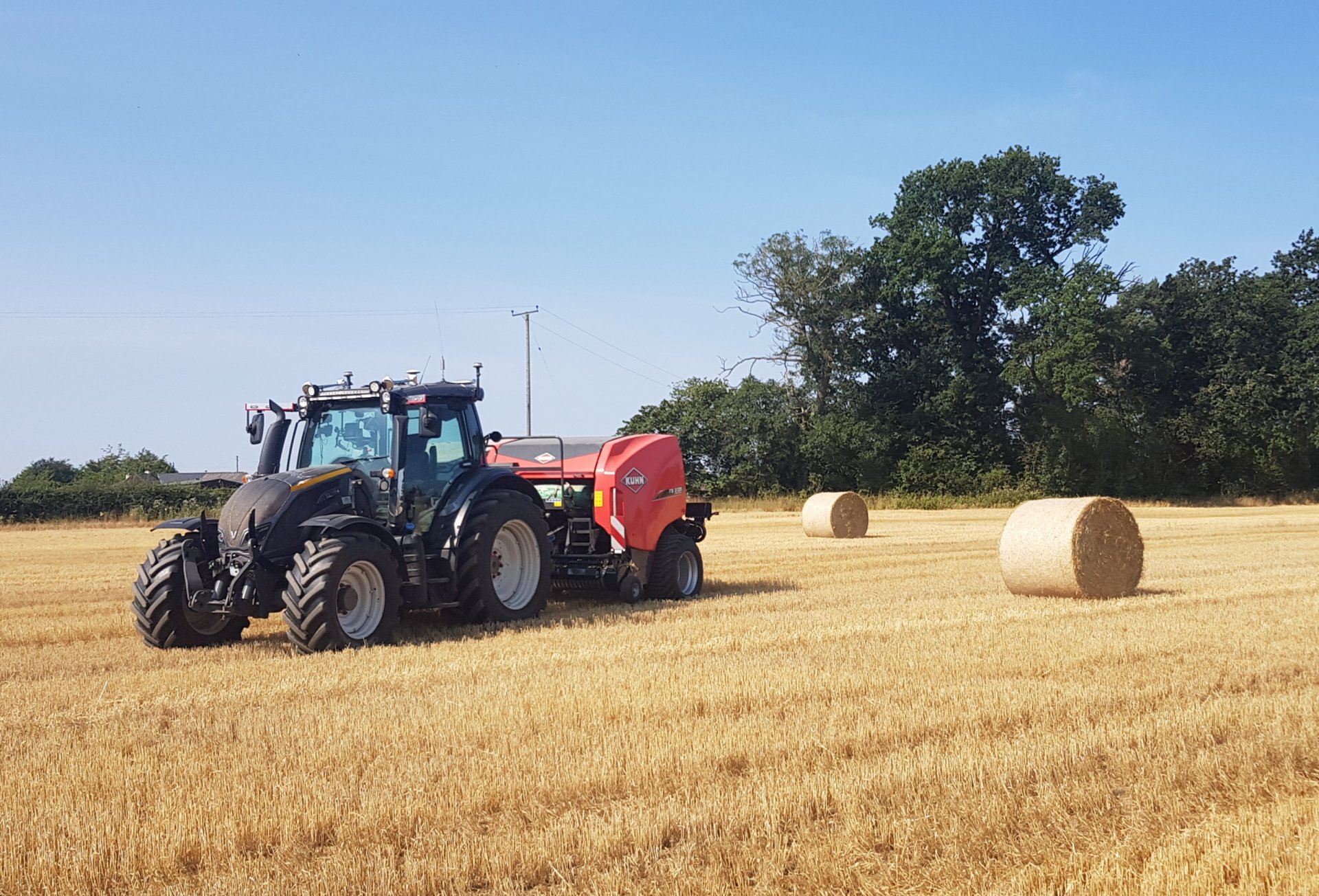 Fixed Chamber Roller Balers for baling straw? | The Farming Forum