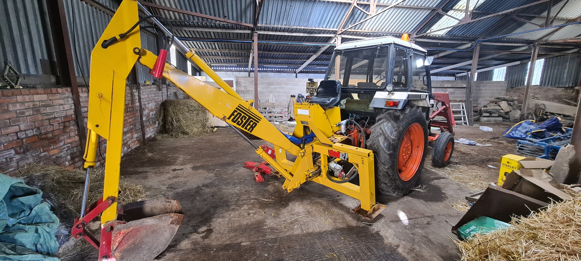 Foster Digger T-Bar - David Brown 1290 | The Farming Forum