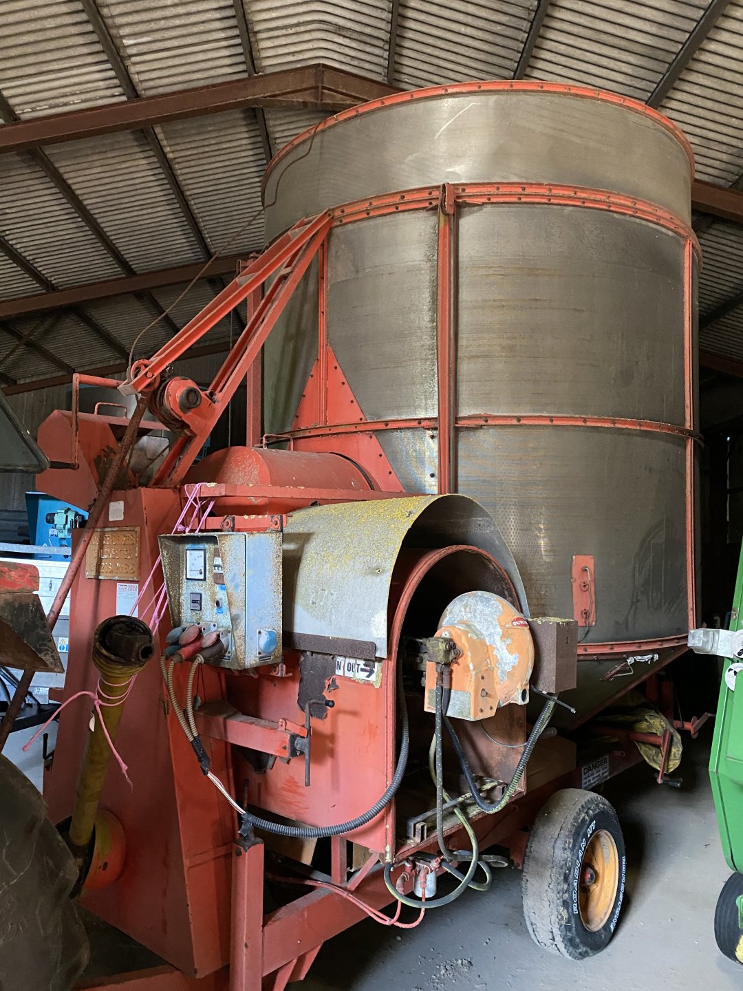 Small scale grain dryer needed | The Farming Forum