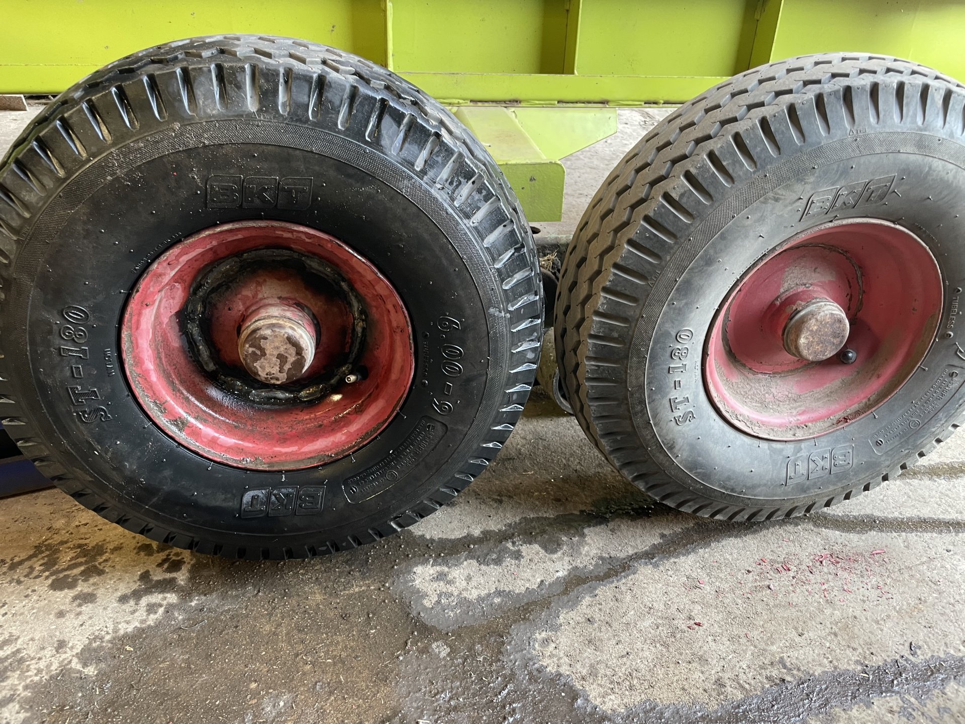 Header trailer wheel rim. | The Farming Forum