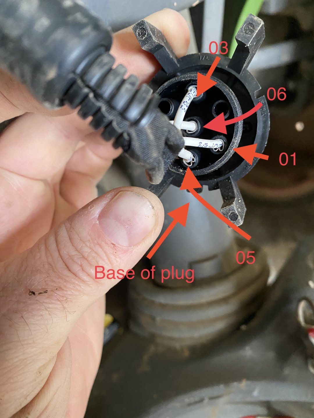 Fendt 716 front 7pin socket wiring | The Farming Forum