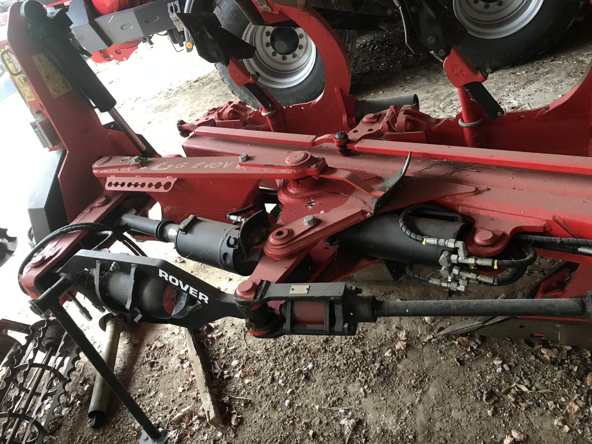 Gregoire Besson Rover 70 | The Farming Forum