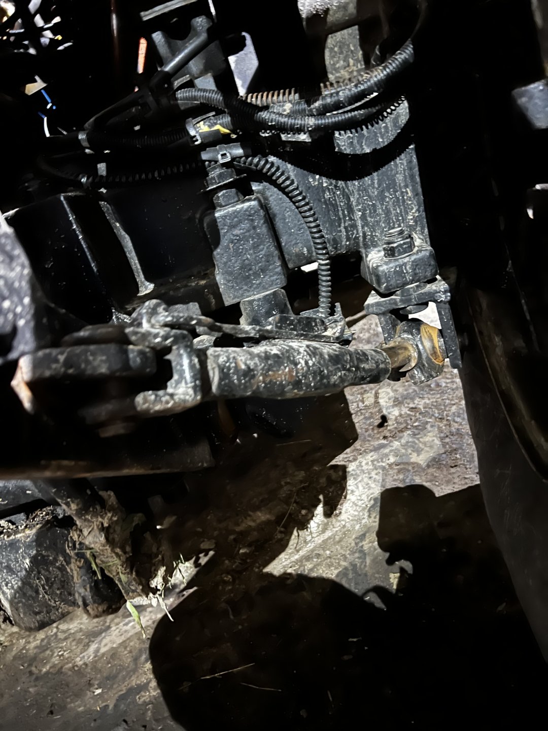 JCB Fastrac lift arm stabilisers | The Farming Forum