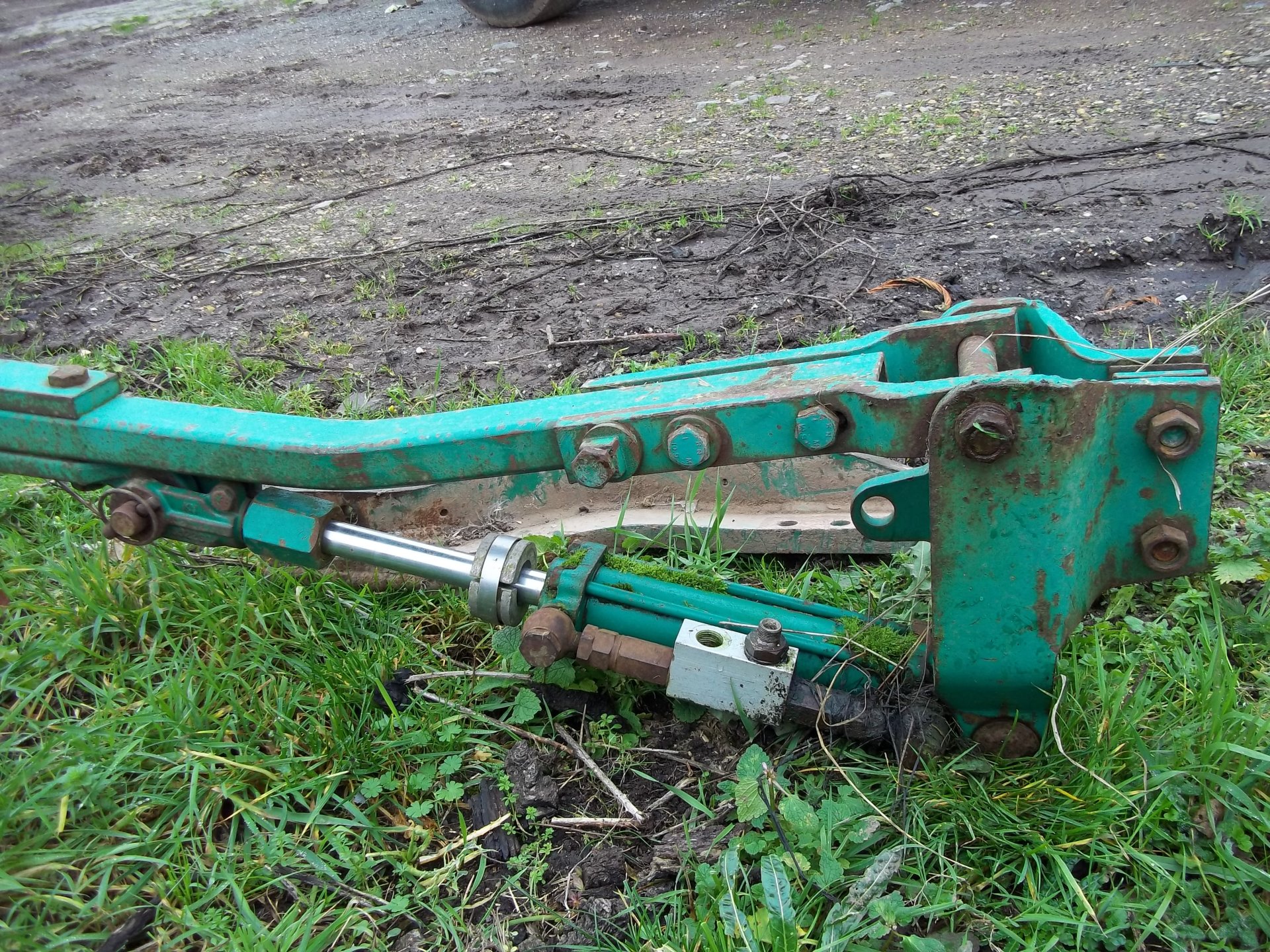 Kuhn press arm to fit 4 furrow vari/multi master plough | The Farming Forum