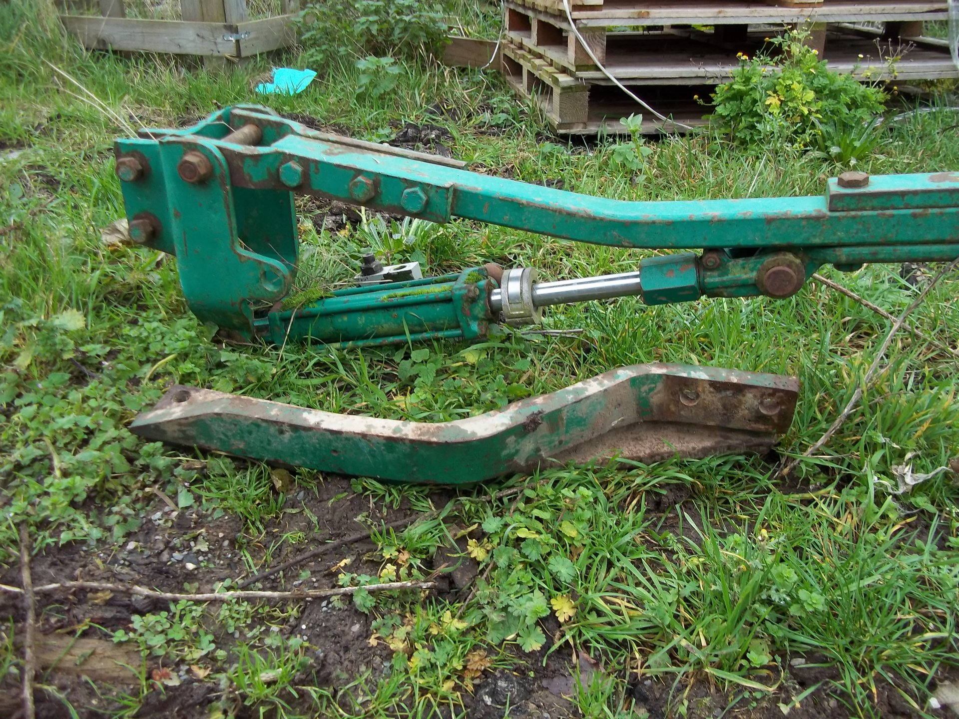 Kuhn press arm to fit 4 furrow vari/multi master plough | The Farming Forum