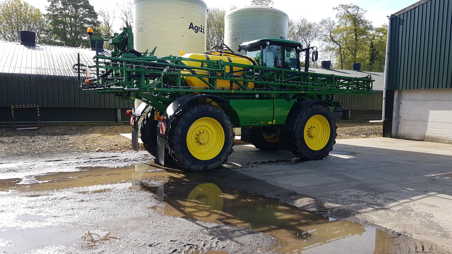 John Deere SP sprayers | The Farming Forum