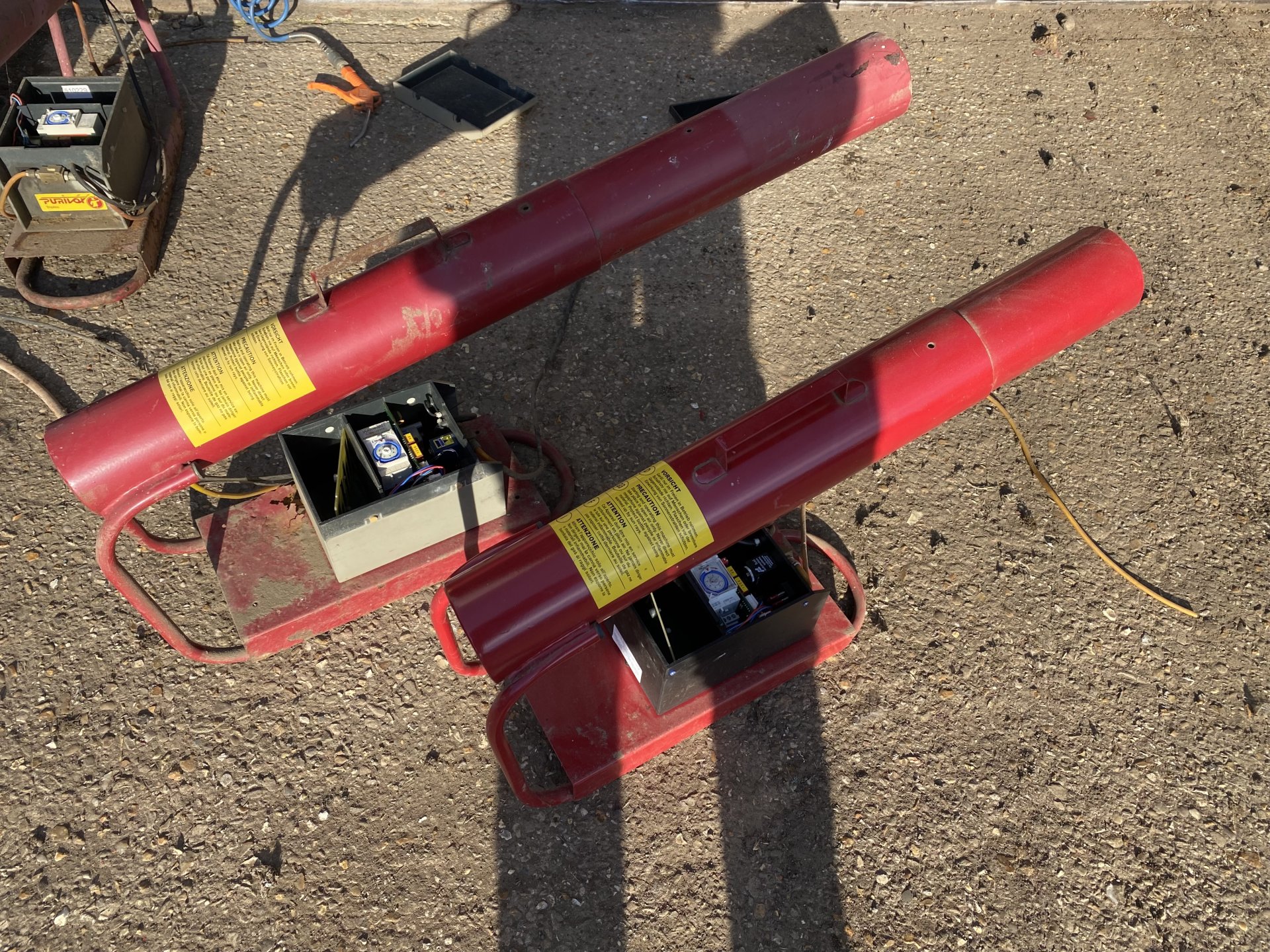 Pair Purivox gas guns, | The Farming Forum