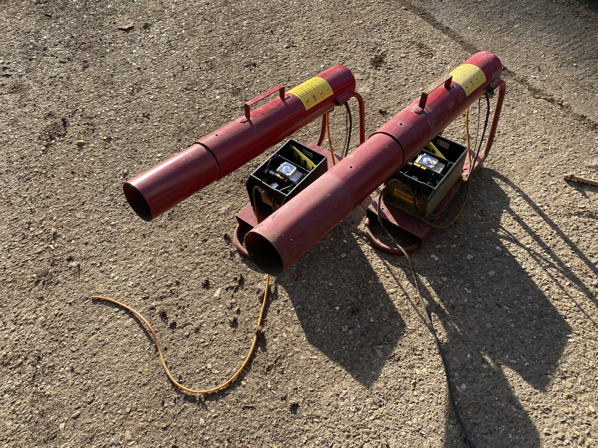 Pair Purivox gas guns, | The Farming Forum