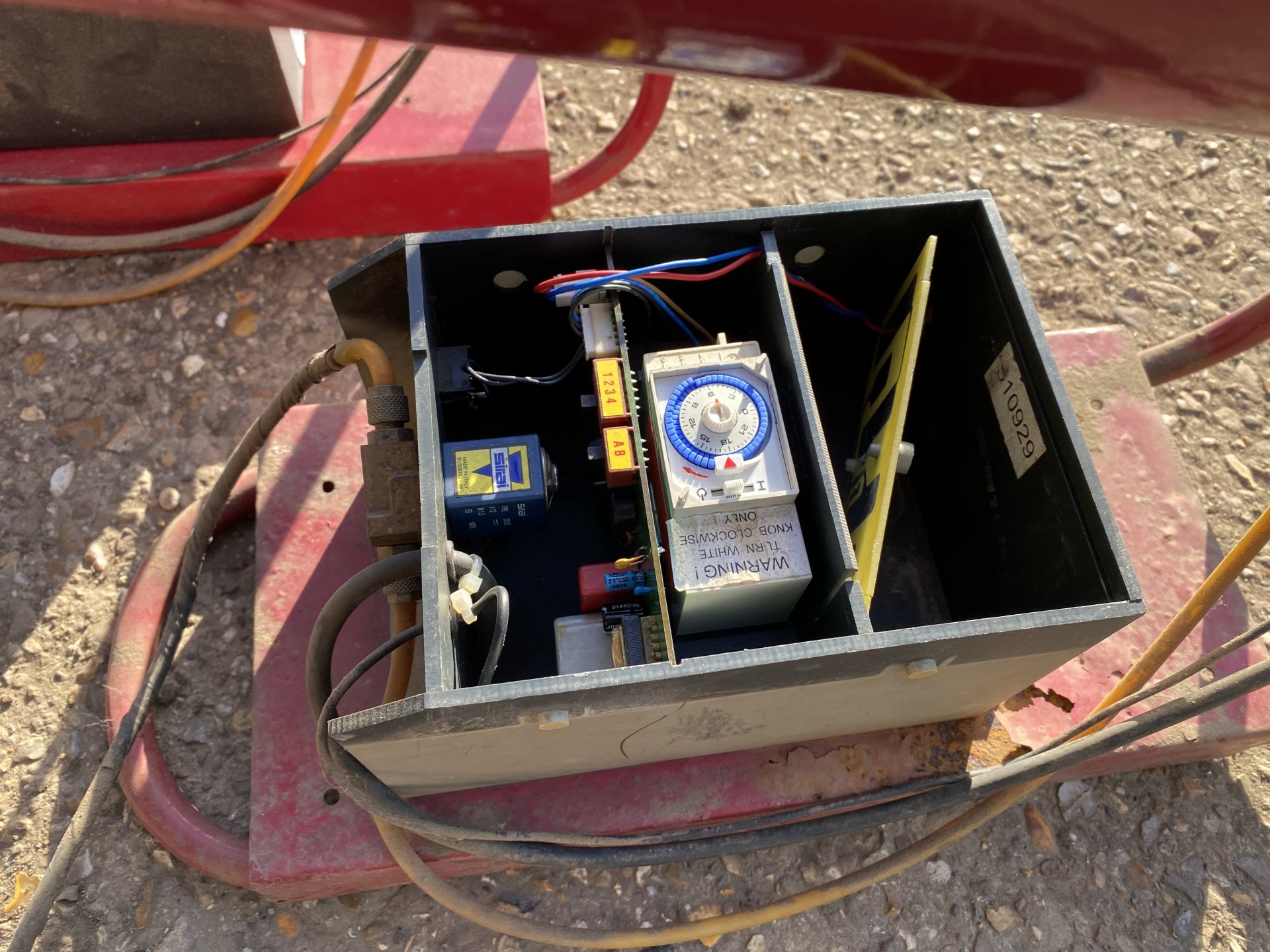 Pair Purivox gas guns, | The Farming Forum