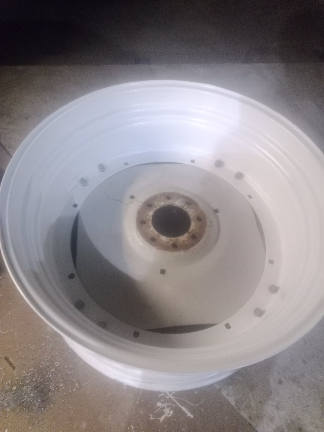 Painting Newholland rims | The Farming Forum