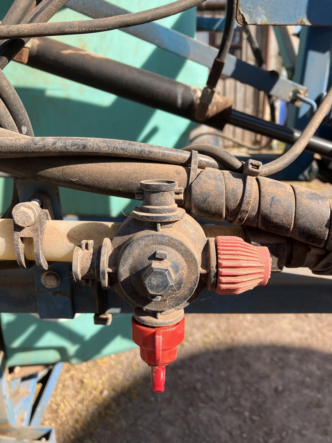 Sprayer body identification | The Farming Forum