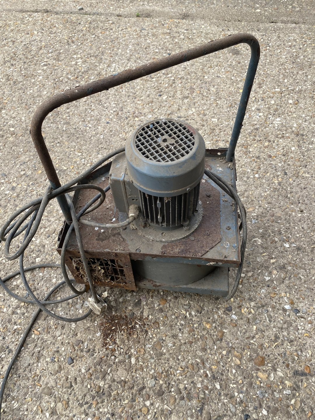Grain conditioning Fan, Pedestals, | The Farming Forum