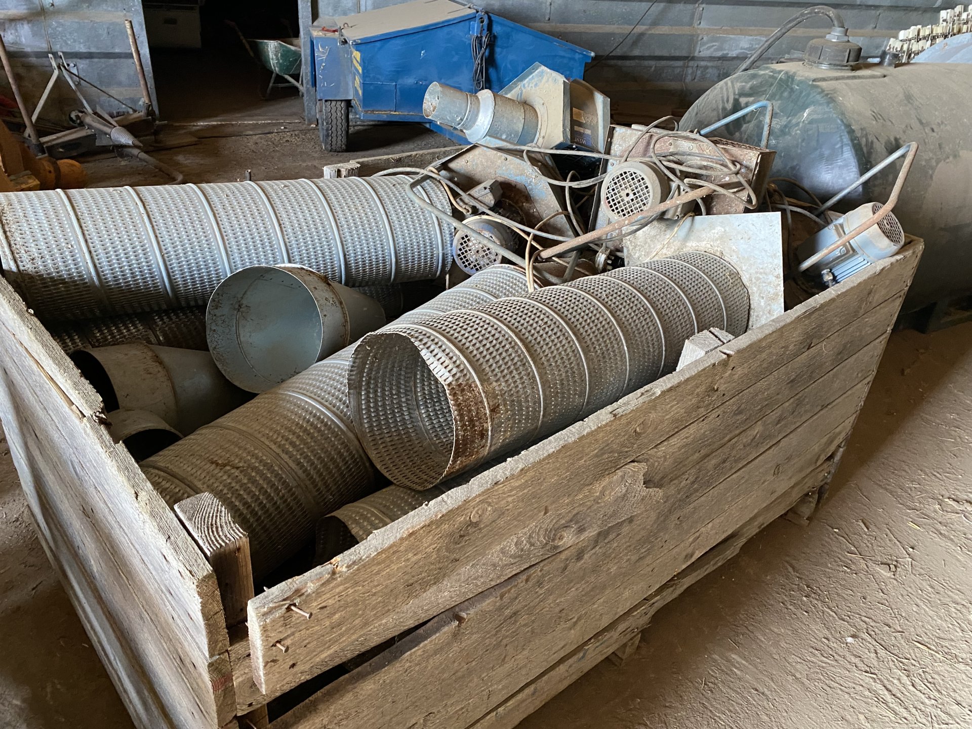 Grain conditioning Fan, Pedestals, | The Farming Forum