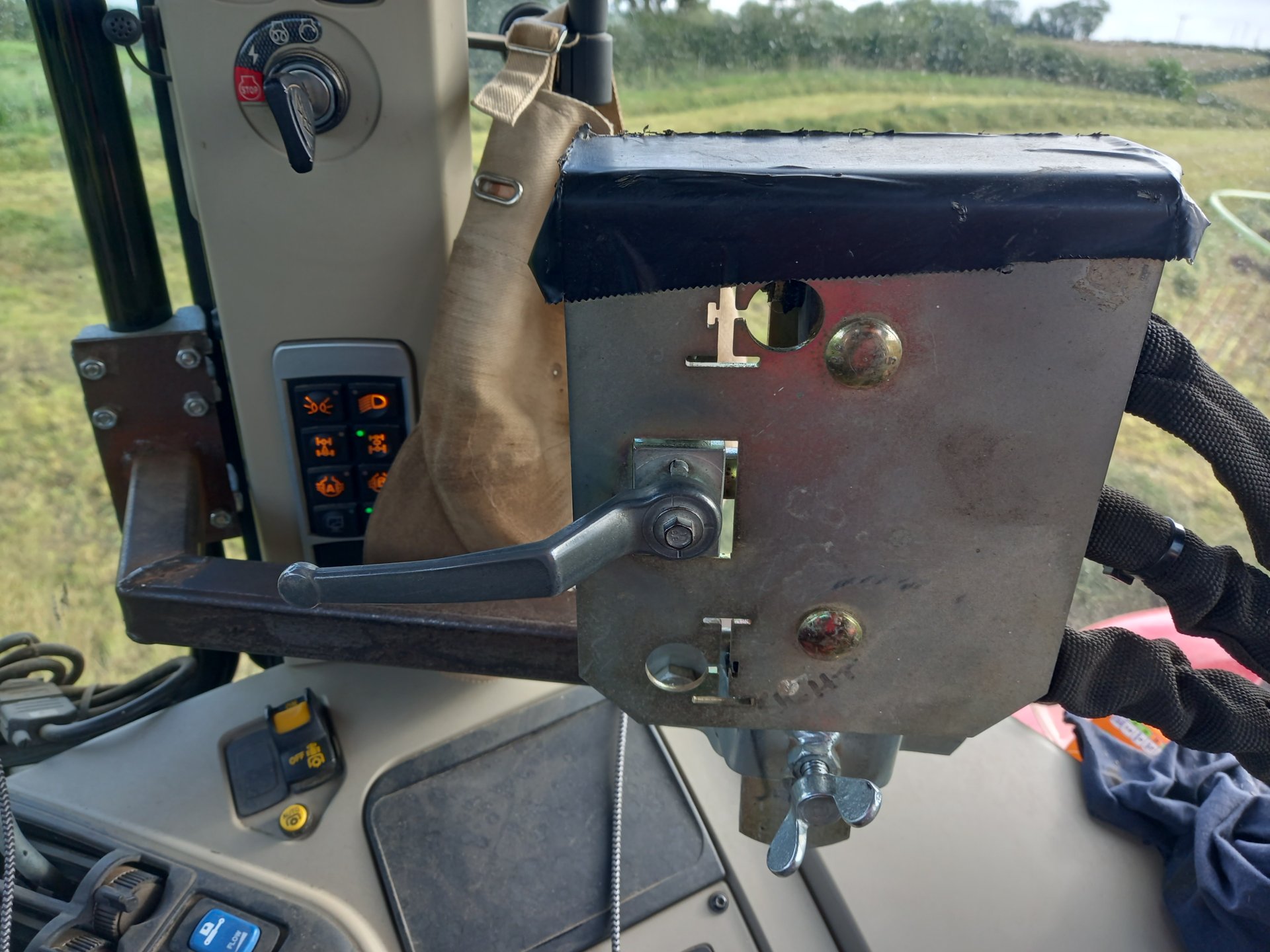 Claas 2800 rake individual rotor lift | The Farming Forum