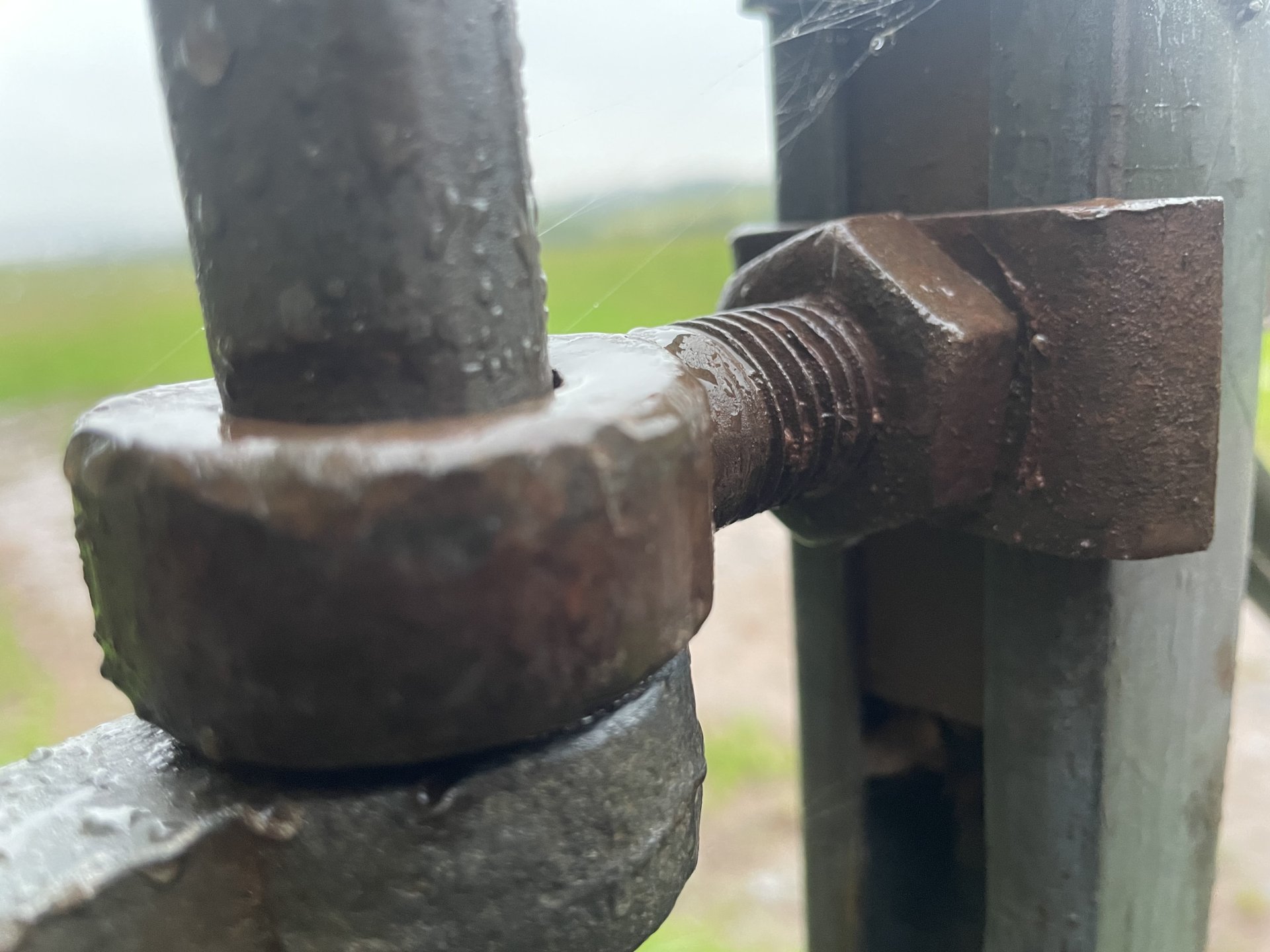 Channel end gate - sliding eye bolts | The Farming Forum