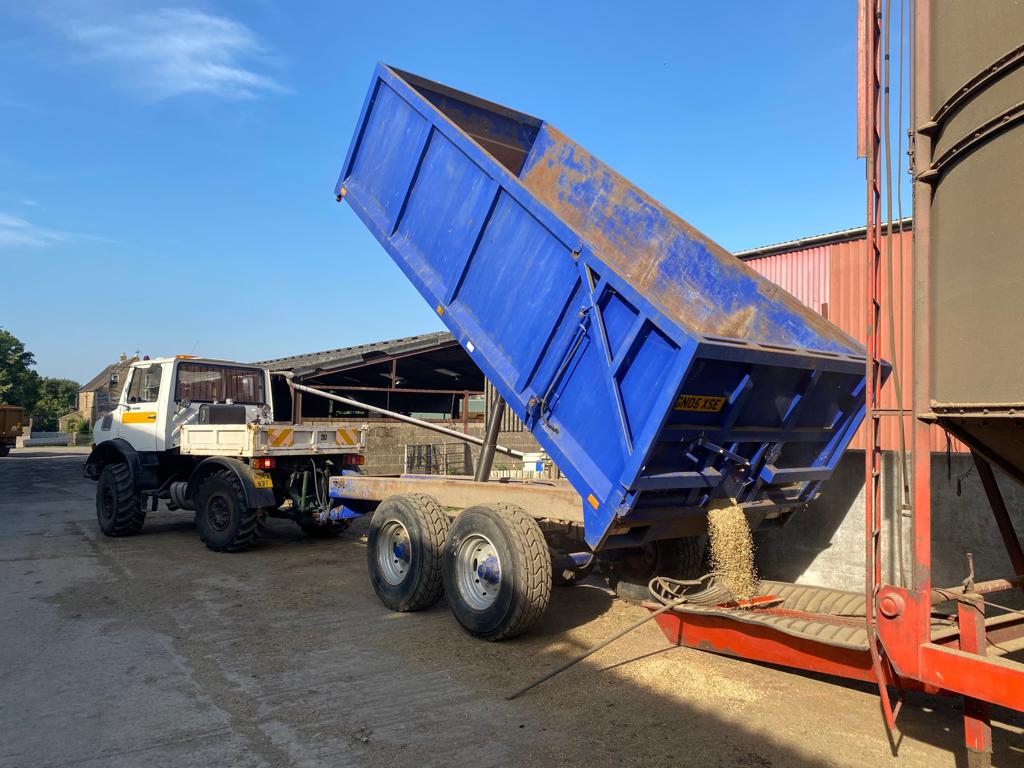 10T Root Trailer | The Farming Forum