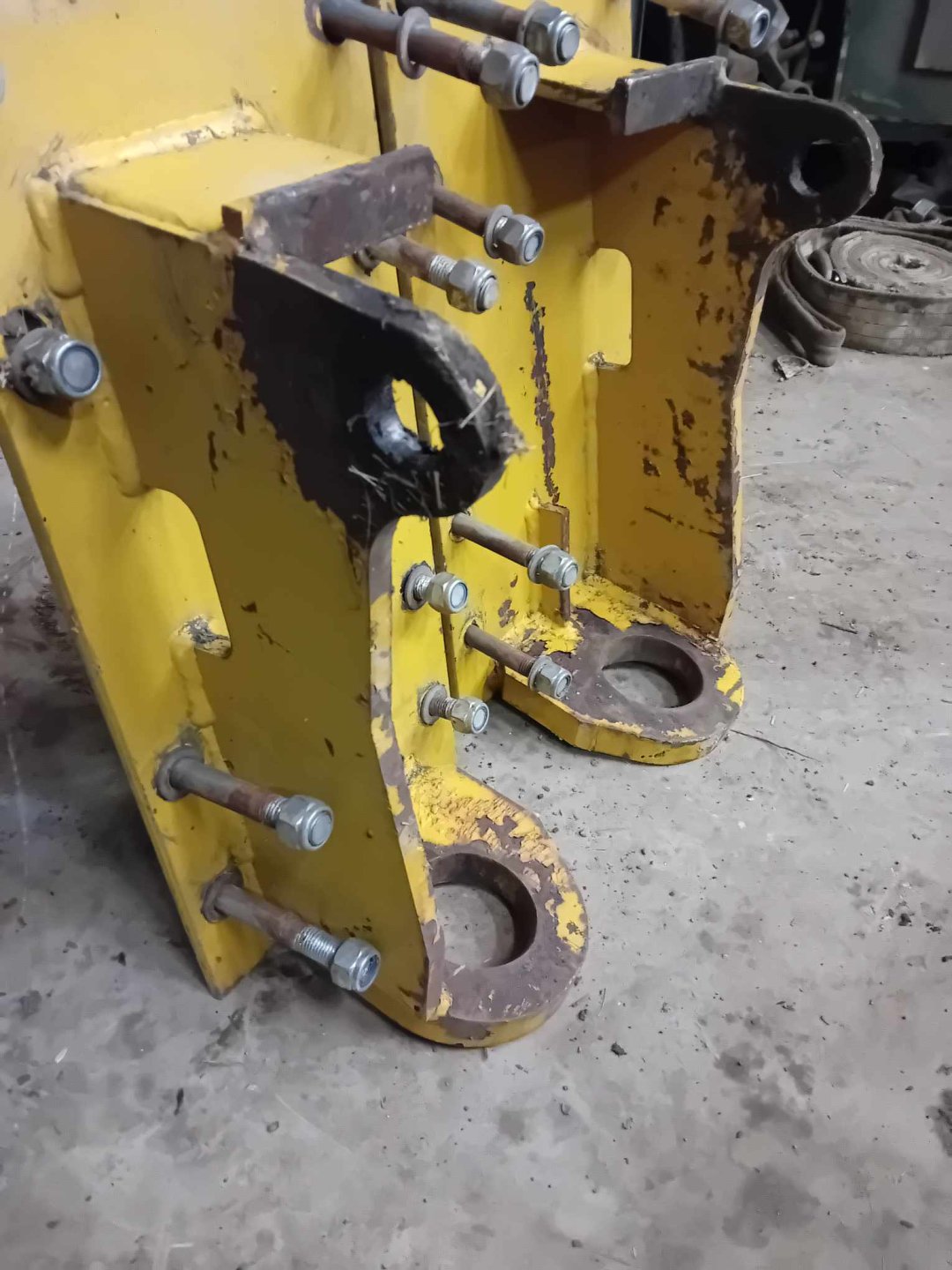 Pin & cone Brackets | The Farming Forum