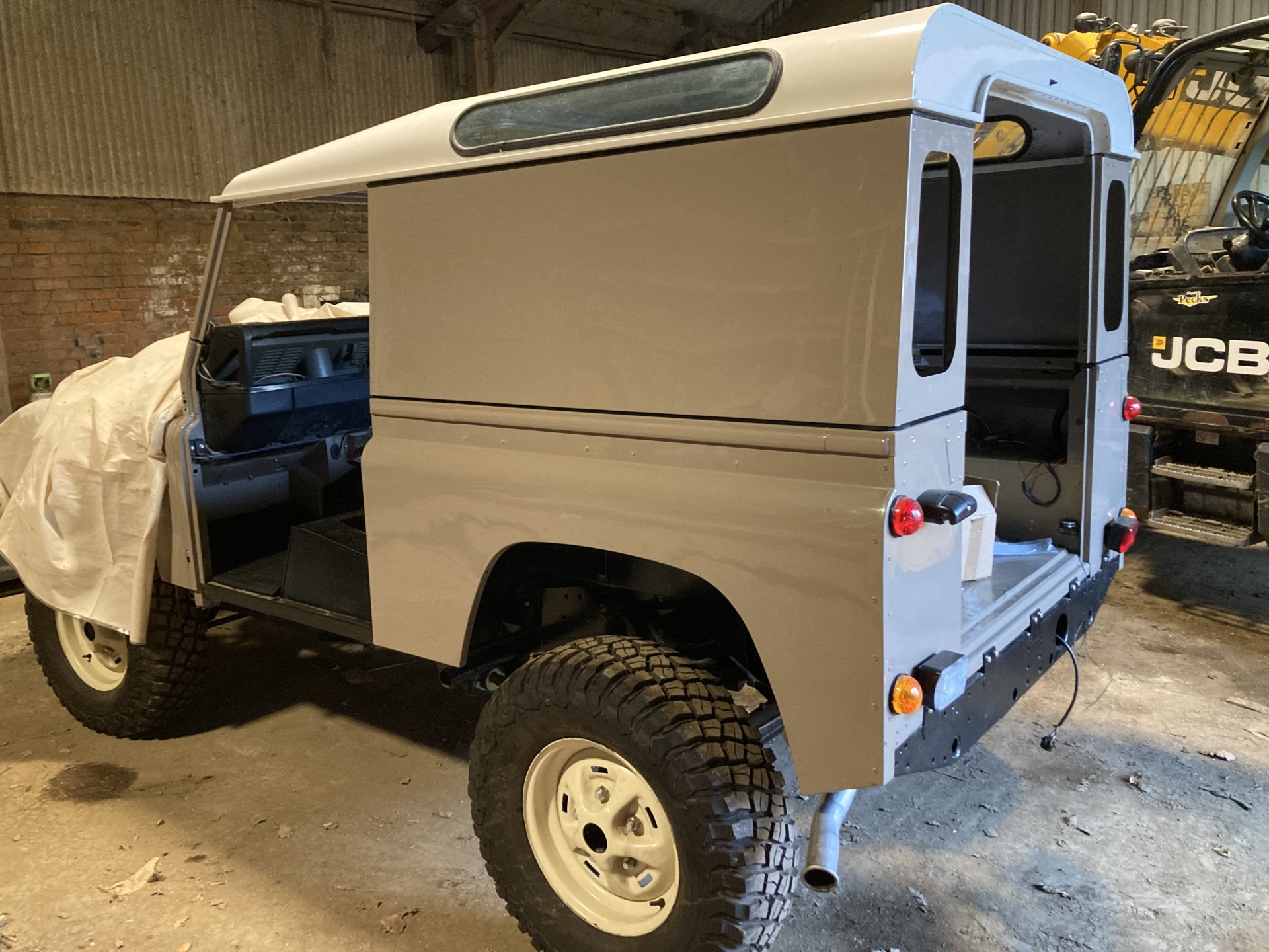 Land Rover 90 full restoration. | The Farming Forum
