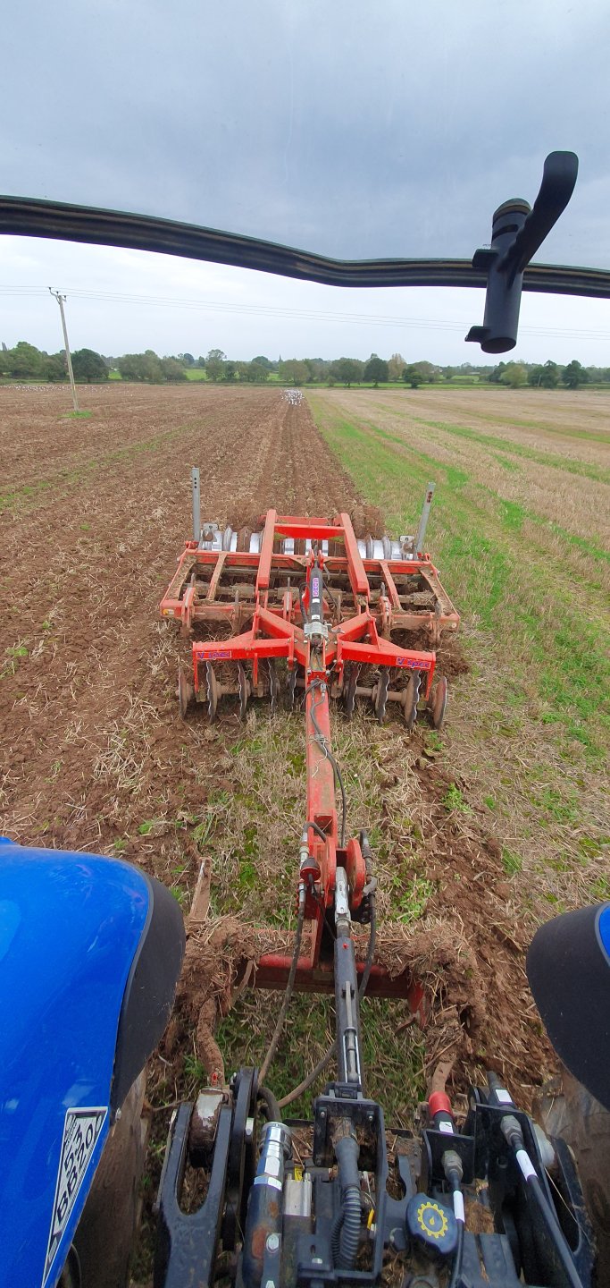 Trailered sumo vs hitch sumo | The Farming Forum