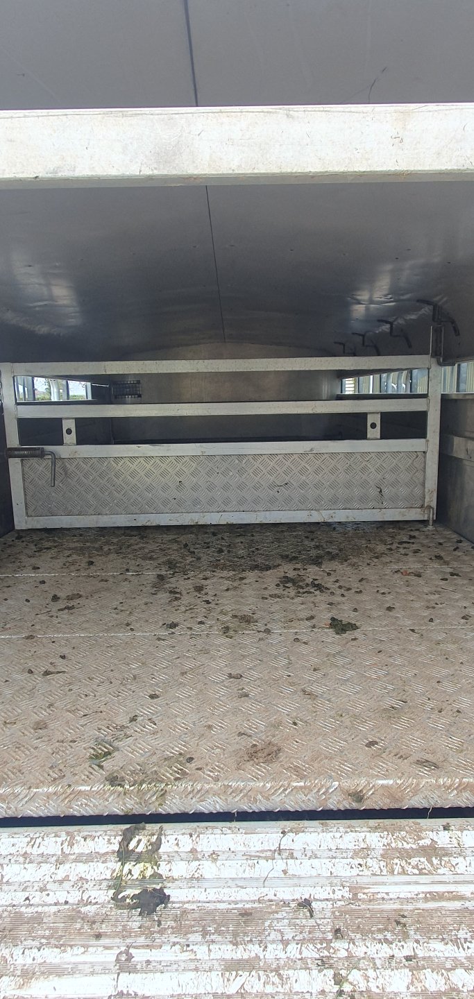 Livestock trailer partitions ,anyone recognise these what fit | The ...