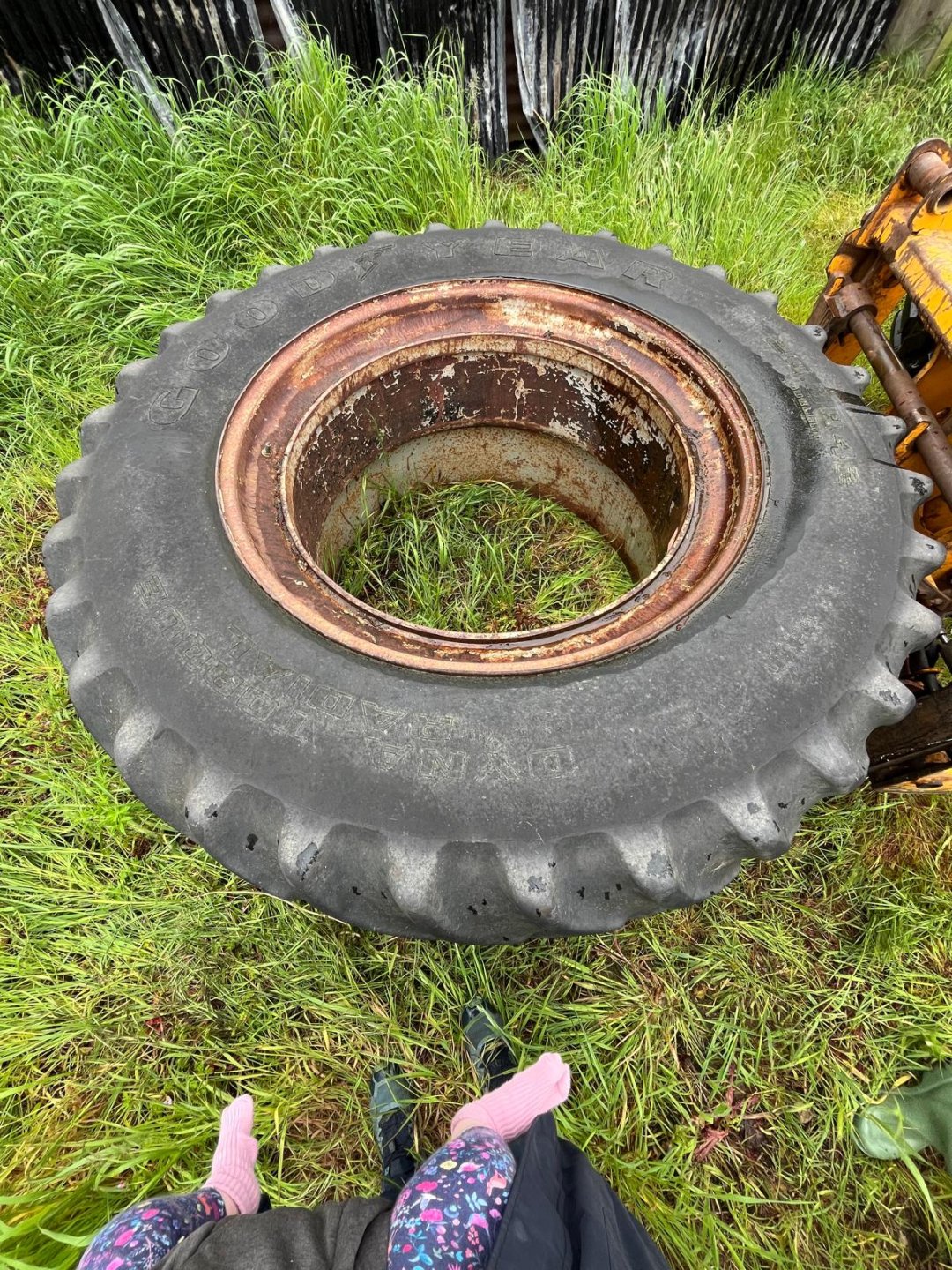 20.8r42 Stocks Dual Wheels for sale | The Farming Forum