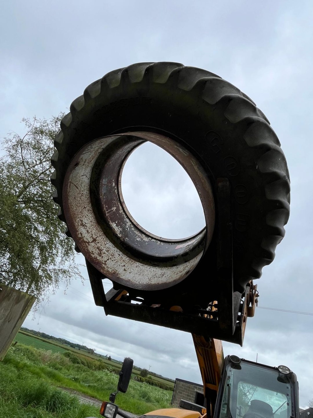 20.8r42 Stocks Dual Wheels for sale | The Farming Forum