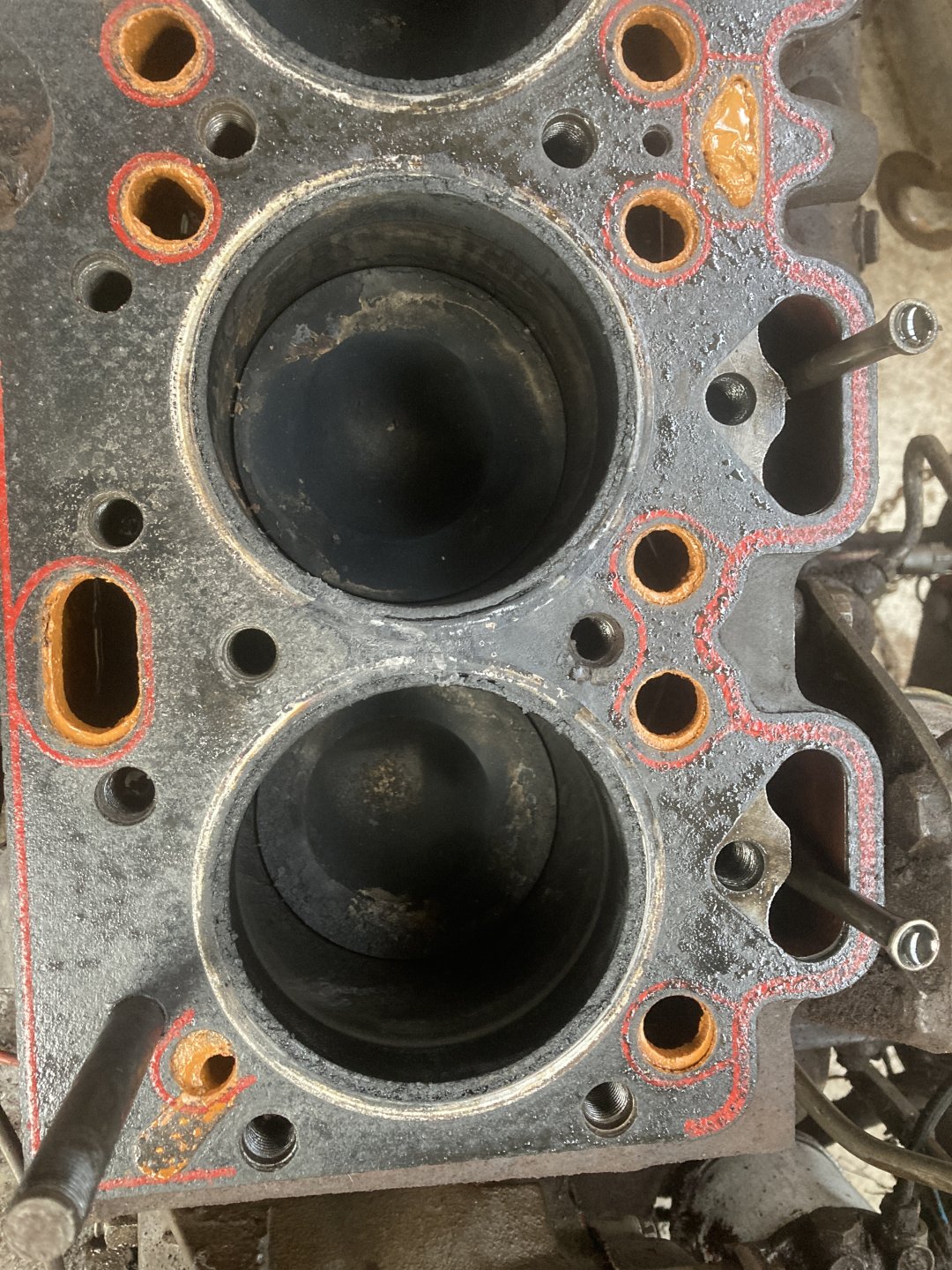 How hard is it to remove and replace liners in a Perkins engine? | Page ...