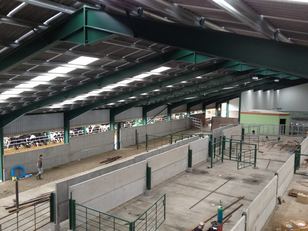 New cubicle shed and parlour | Page 2 | The Farming Forum