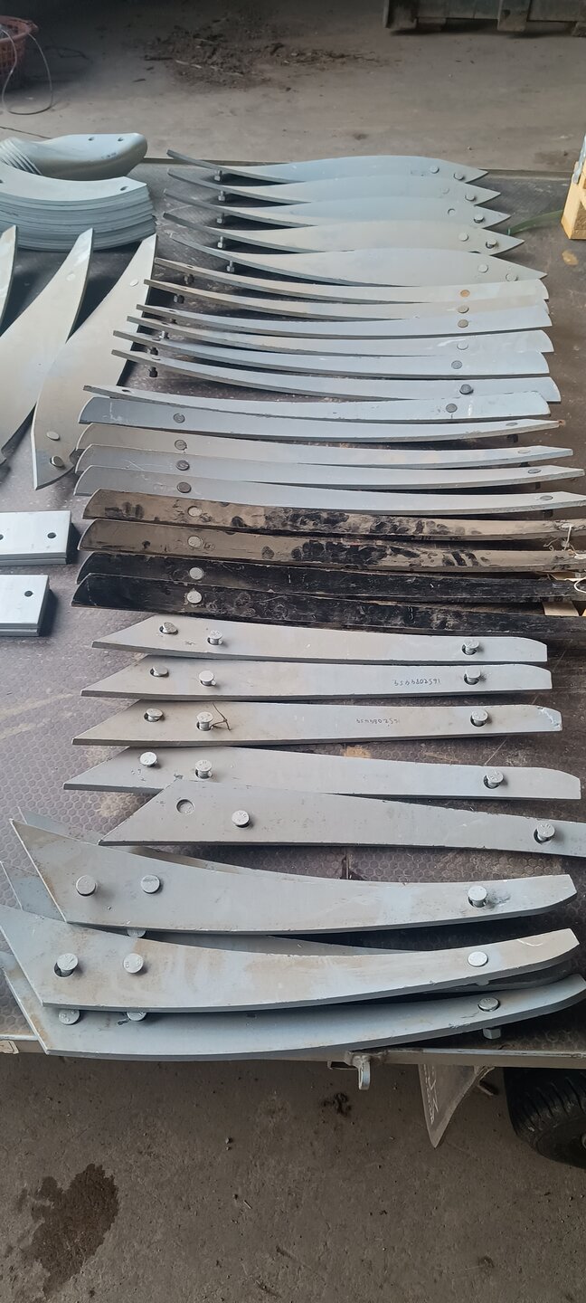 Overum plough metal | The Farming Forum