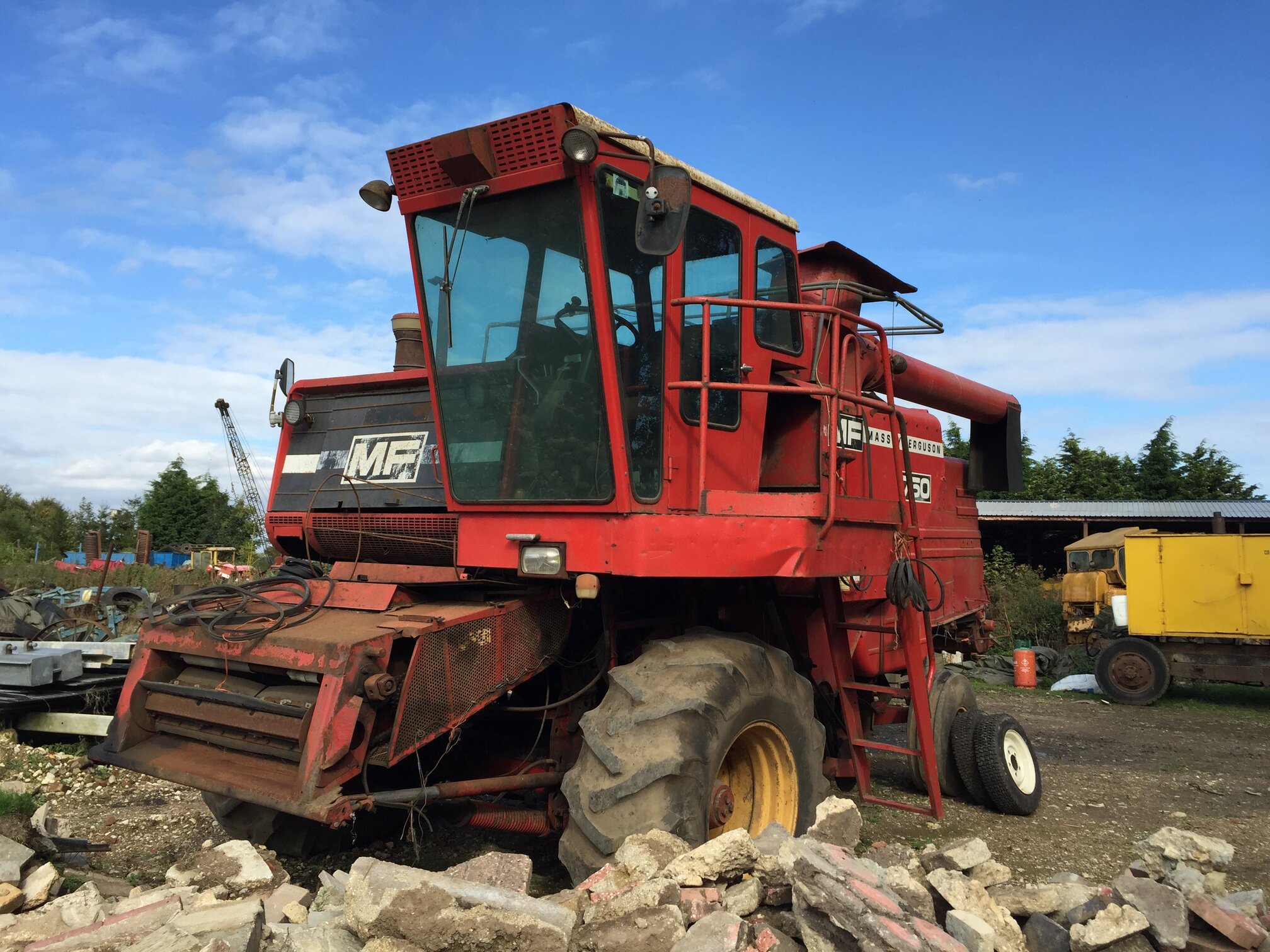 Massey Ferguson ( mainly ) tractor and combine pics from the 70’s and ...