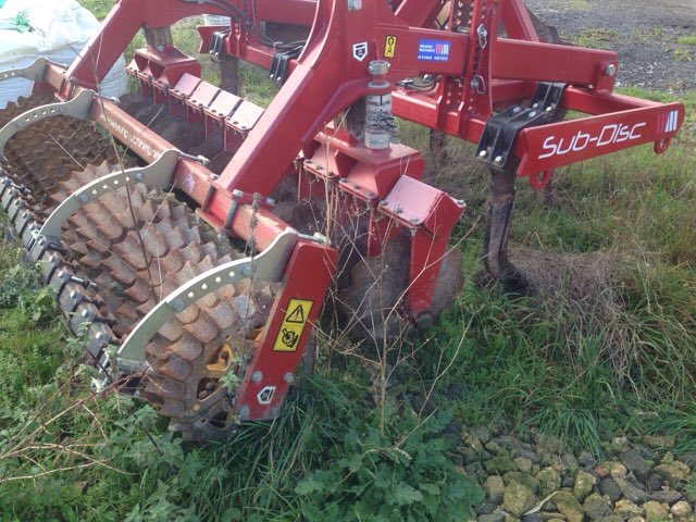 Weaving 3m 7 leg sub-disc 2011 | The Farming Forum