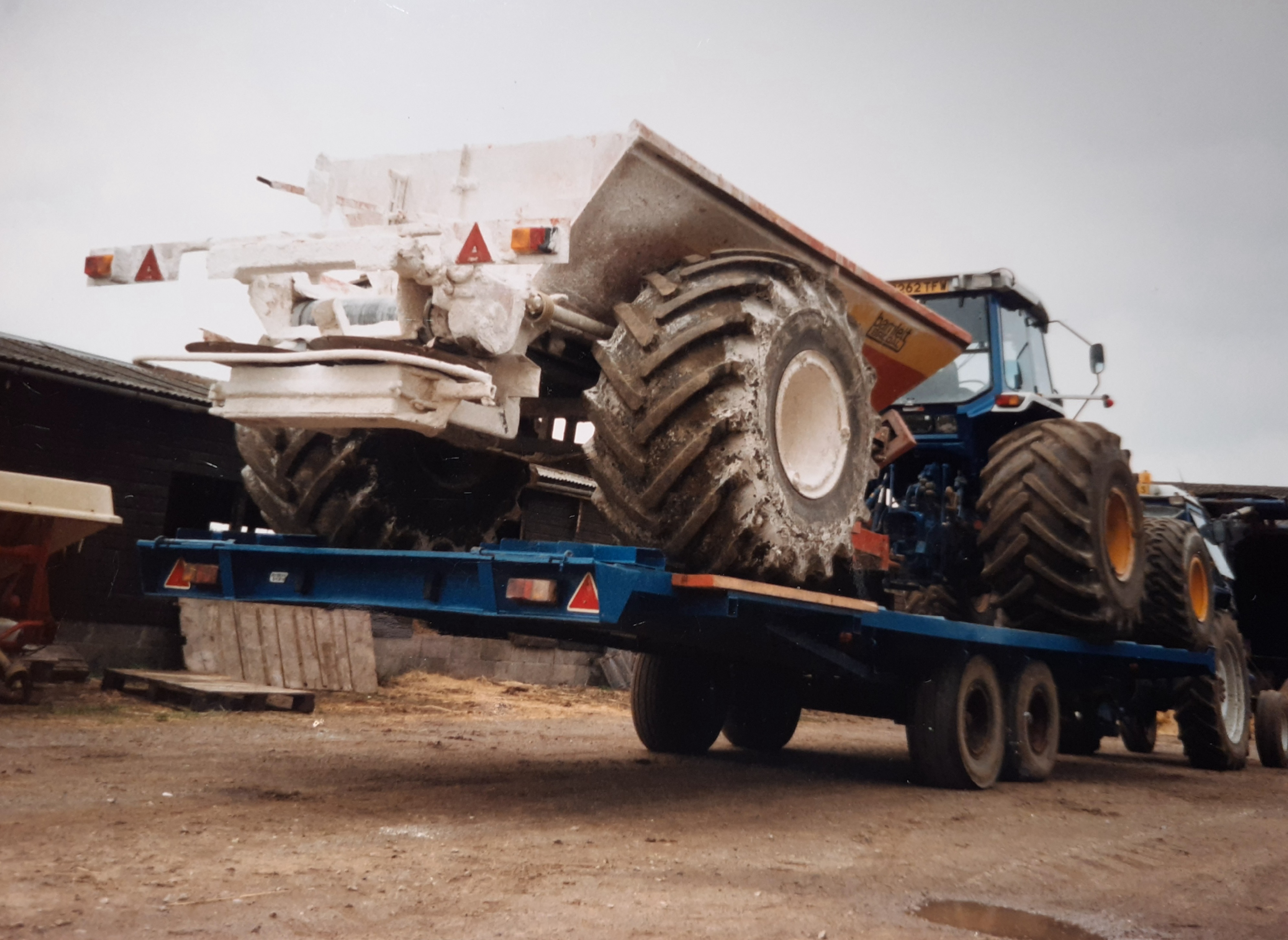 Ford(mainly) and J.D. tractor pics from the 70's and 80's | Page 14 ...