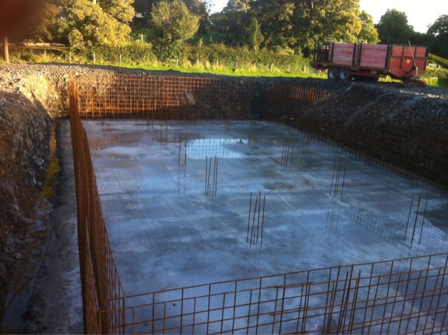 Underground slatted tank for a cubicle building. | The Farming Forum