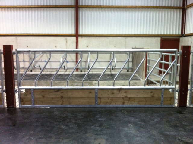 Underground slatted tank for a cubicle building. | The Farming Forum