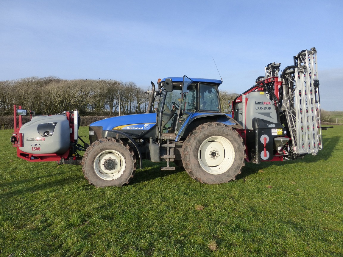 Liquid fertiliser and mounted sprayers | The Farming Forum