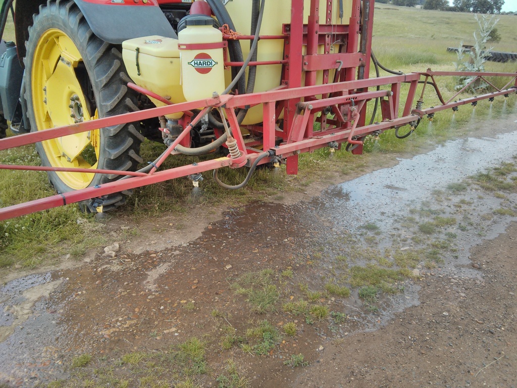 Hardi NK600 12m Sprayer | The Farming Forum