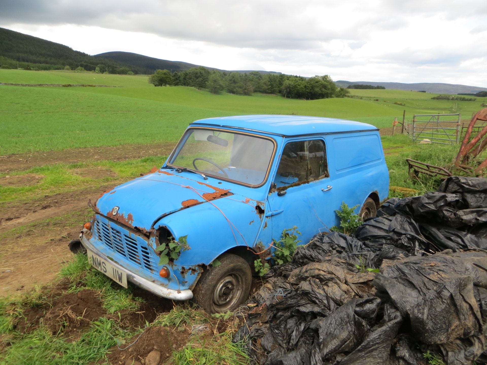 Classic mini pickup/ van | The Farming Forum