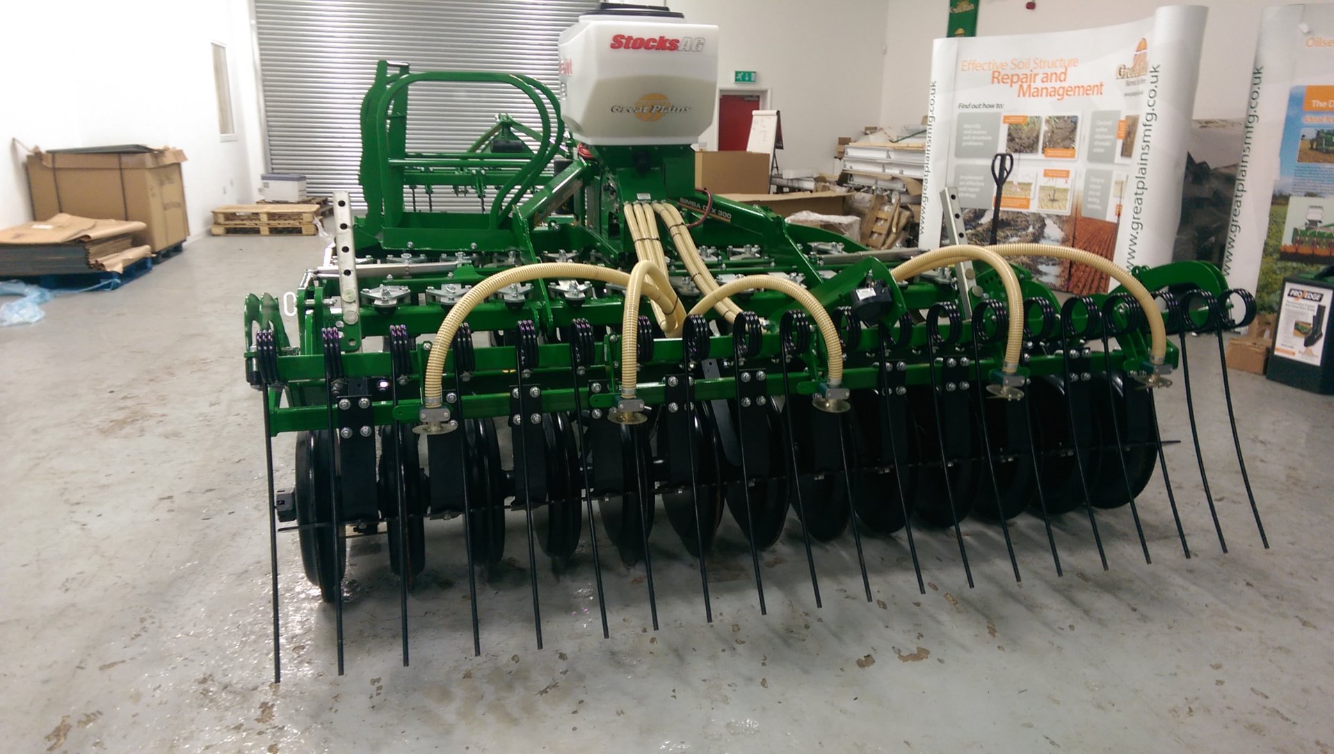 Spaldings air seeder on Simba Express | The Farming Forum