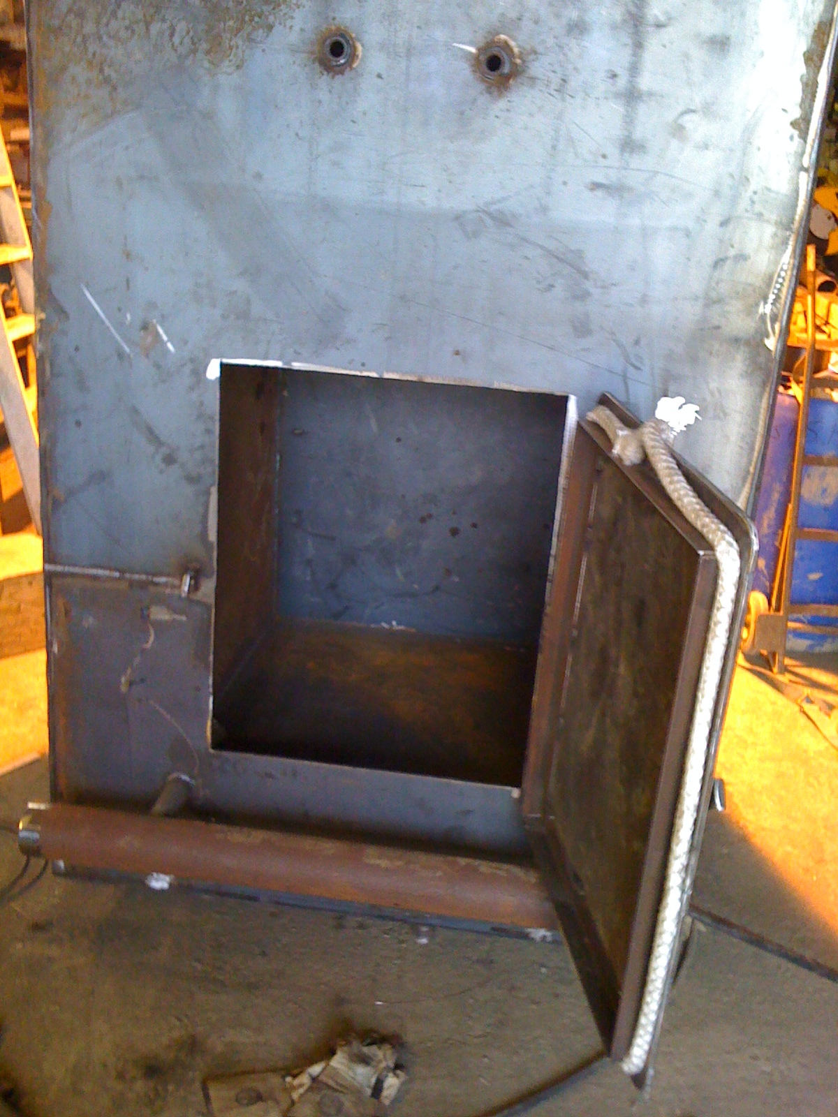 HOMEMADE WOOD BURNING BOILER | The Farming Forum