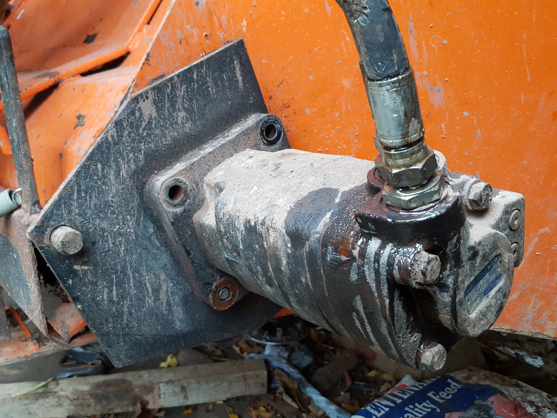 ritchie root bucket | The Farming Forum