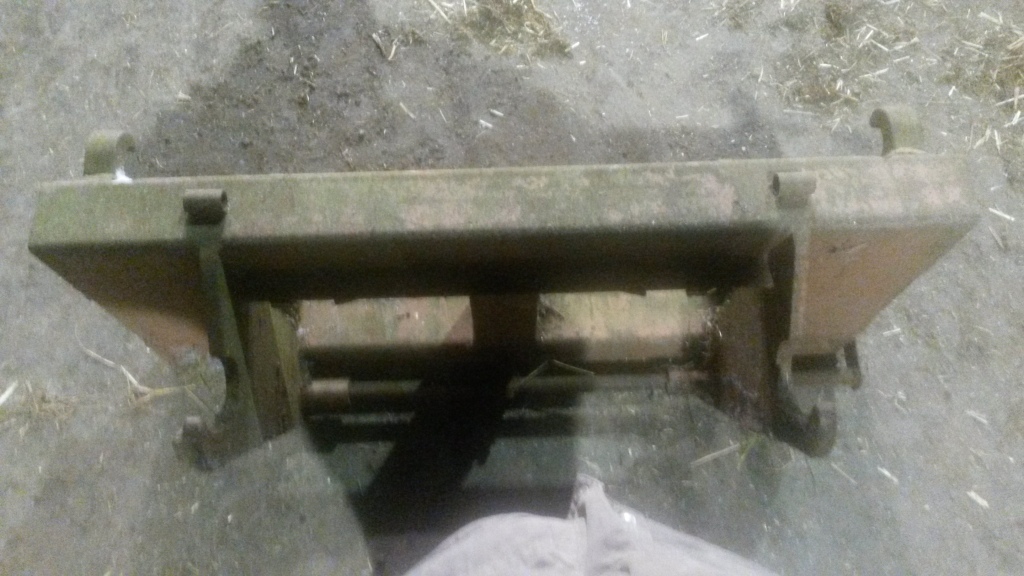 quicke euro 8, manitou adaptor plate. | The Farming Forum