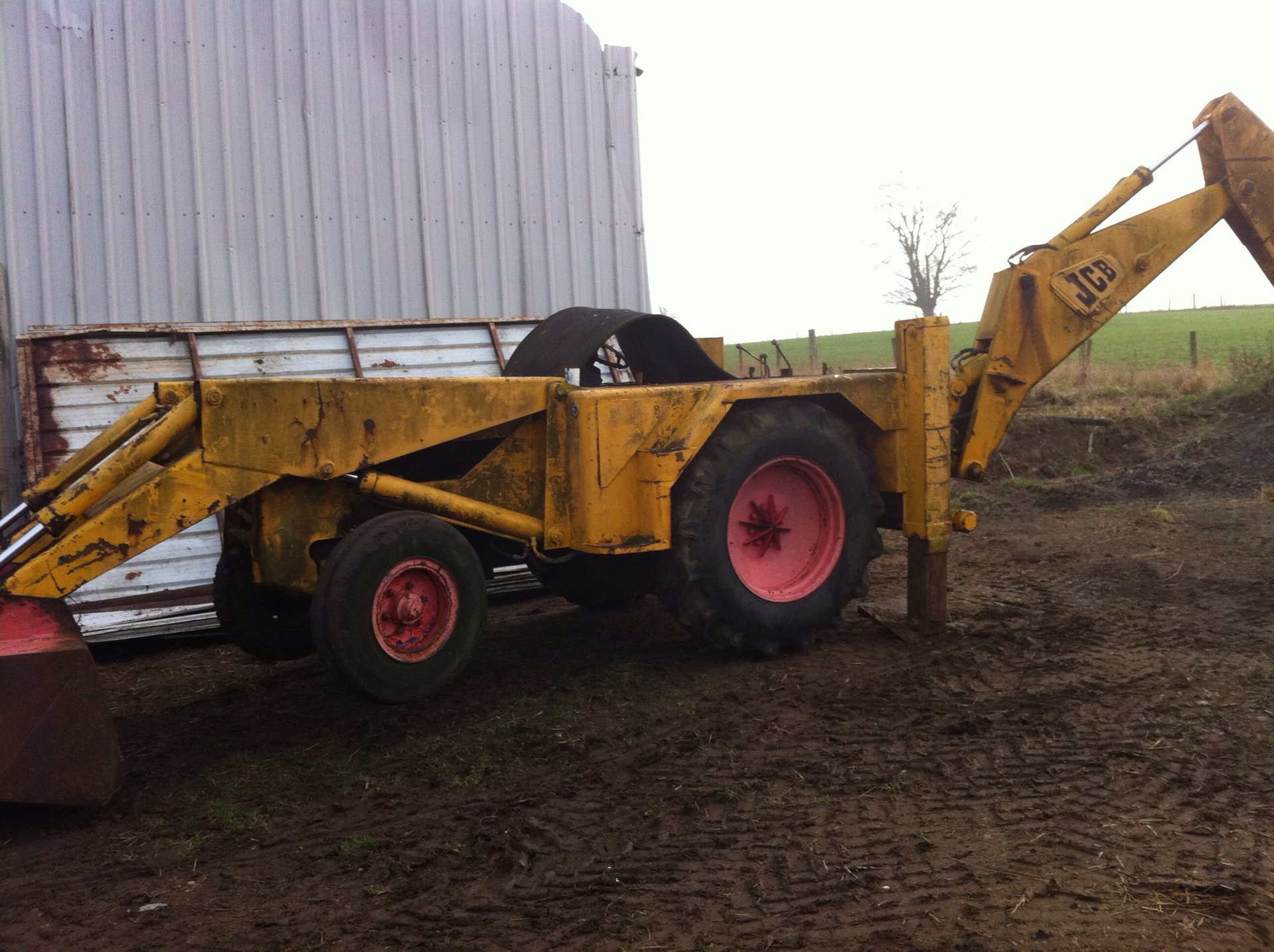 Oldest farm tractor/ digger in use | The Farming Forum