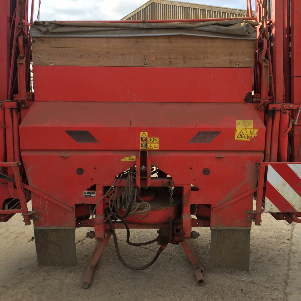 Fertiliser spreader / broadcaster: Kuhn - Kuhn Aero | The Farming Forum