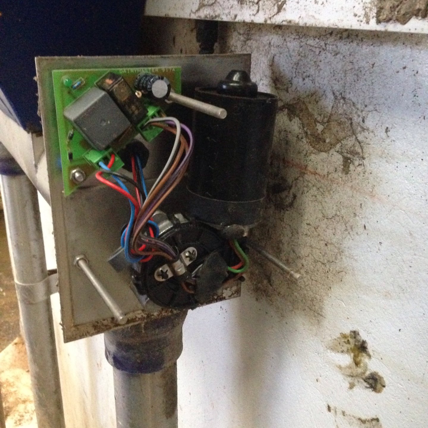 Dairymaster feeder | The Farming Forum