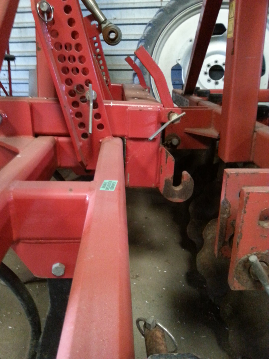 Discs: Opico - 3m Vari-Tilth discs with Air 8 seeder and front breaker ...