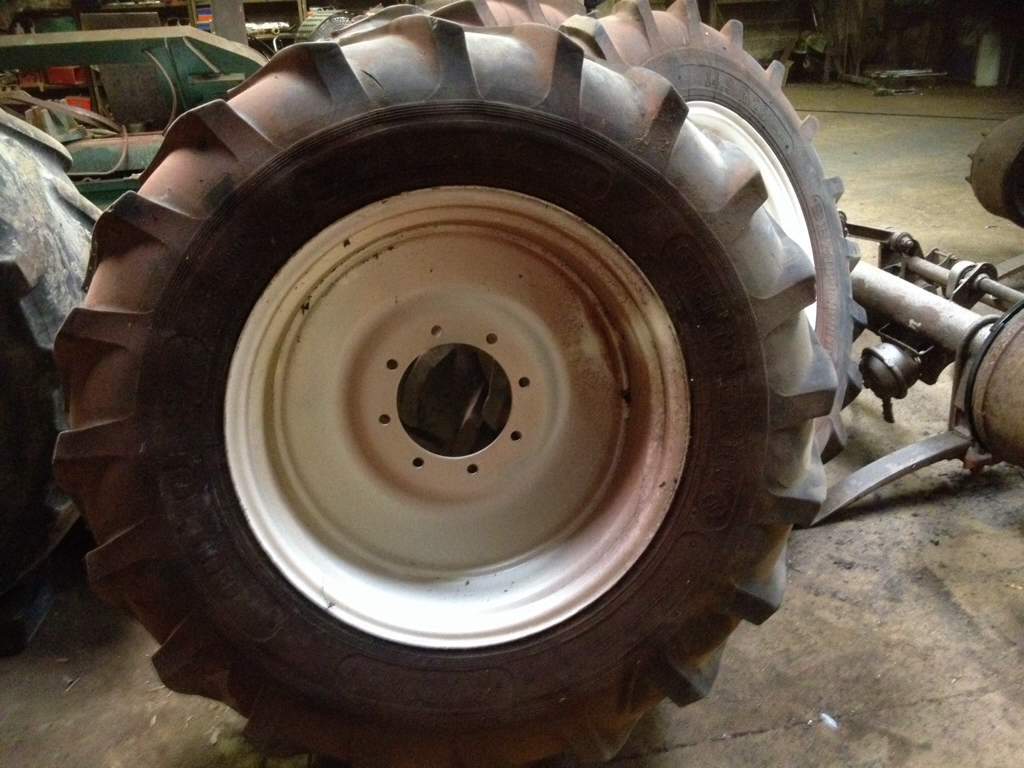 Bateman row crop wheels | The Farming Forum