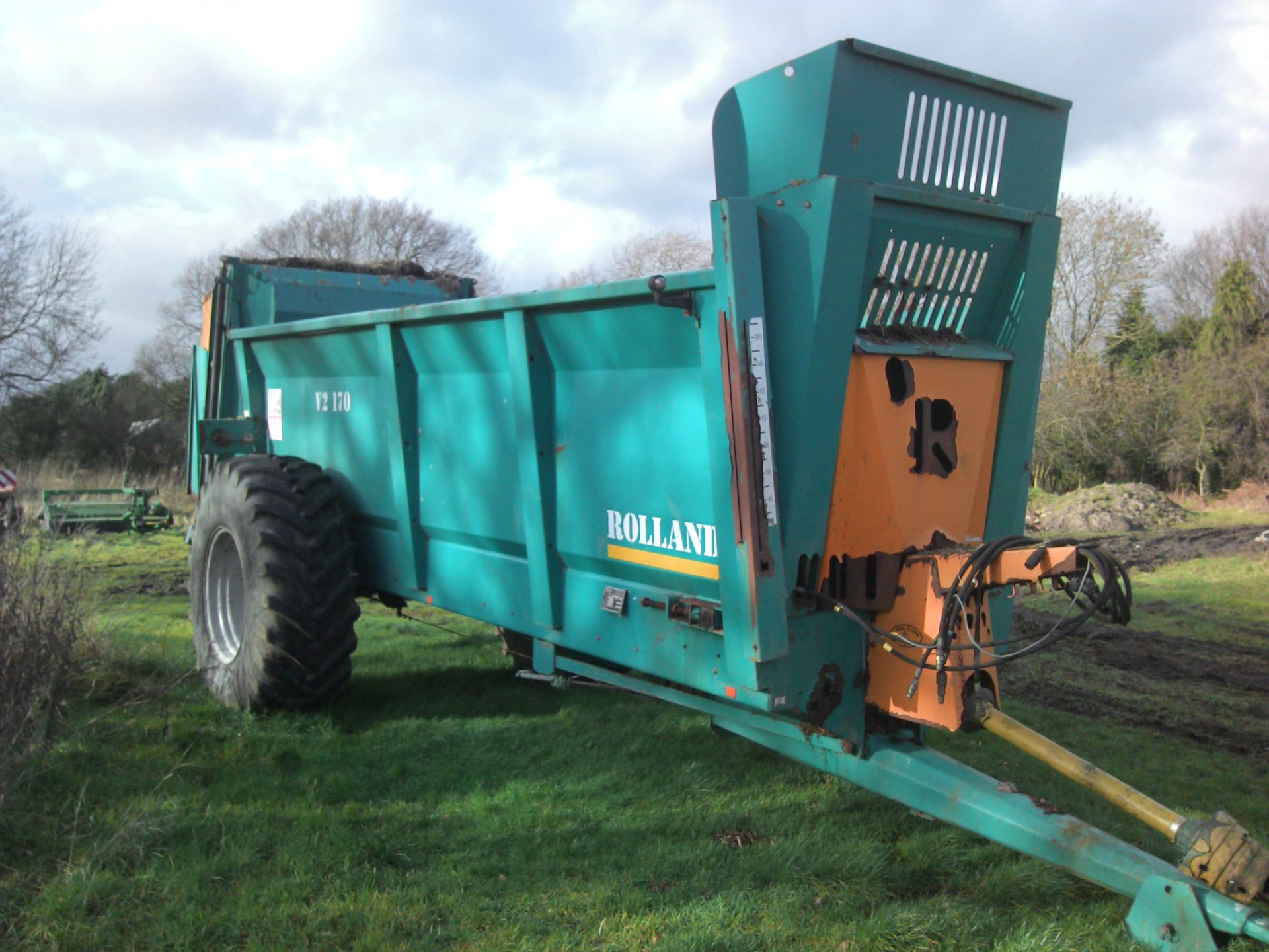 ROLLAND V2 170 TCE MUCK SPREADER | The Farming Forum ROLLAND V2 170 TCE MUCK SPREADER | The Farming Forum