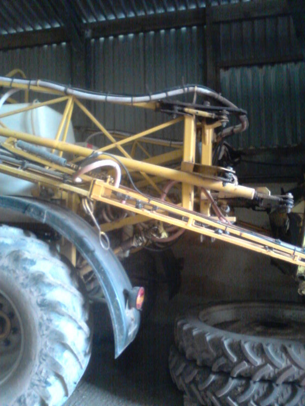 Knight 21m 2500L Trailed Sprayer | The Farming Forum