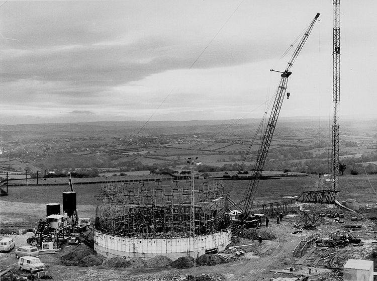 Pictures of construction of Emley Moor Mast 1970 | The Farming Forum